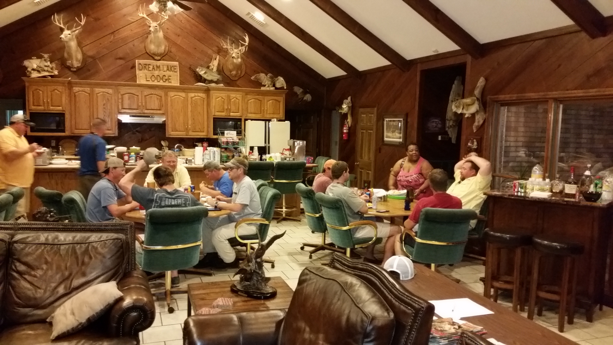 Dream Lake Lodge - Bird Country Resorts